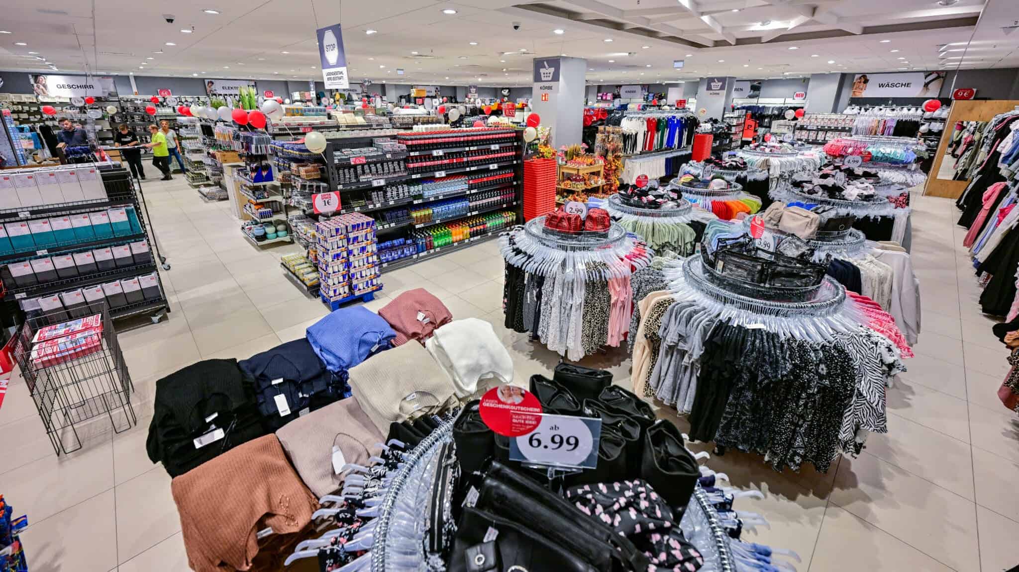 Sieć Woolworth wchodzi do Warszawy i zaprasza na zakupy w Dzień Matki